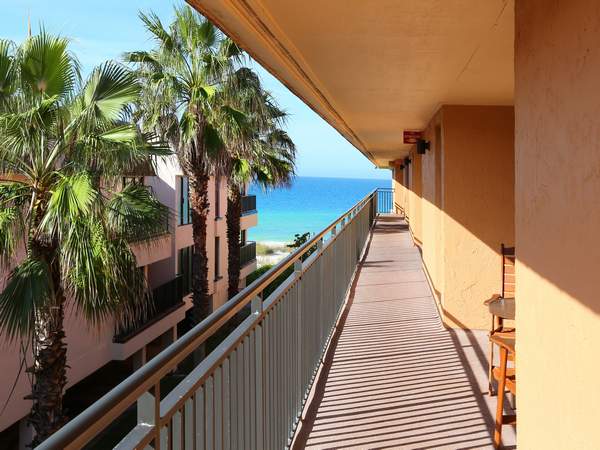 Beachfront Vacation Rentals | Anna Maria Island